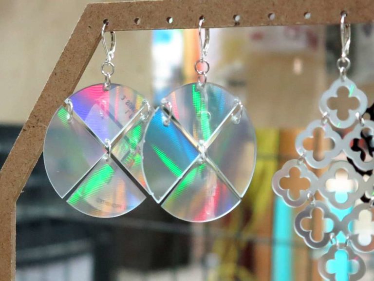 inventorArtist » CD Earrings (Vinyl Earrings)